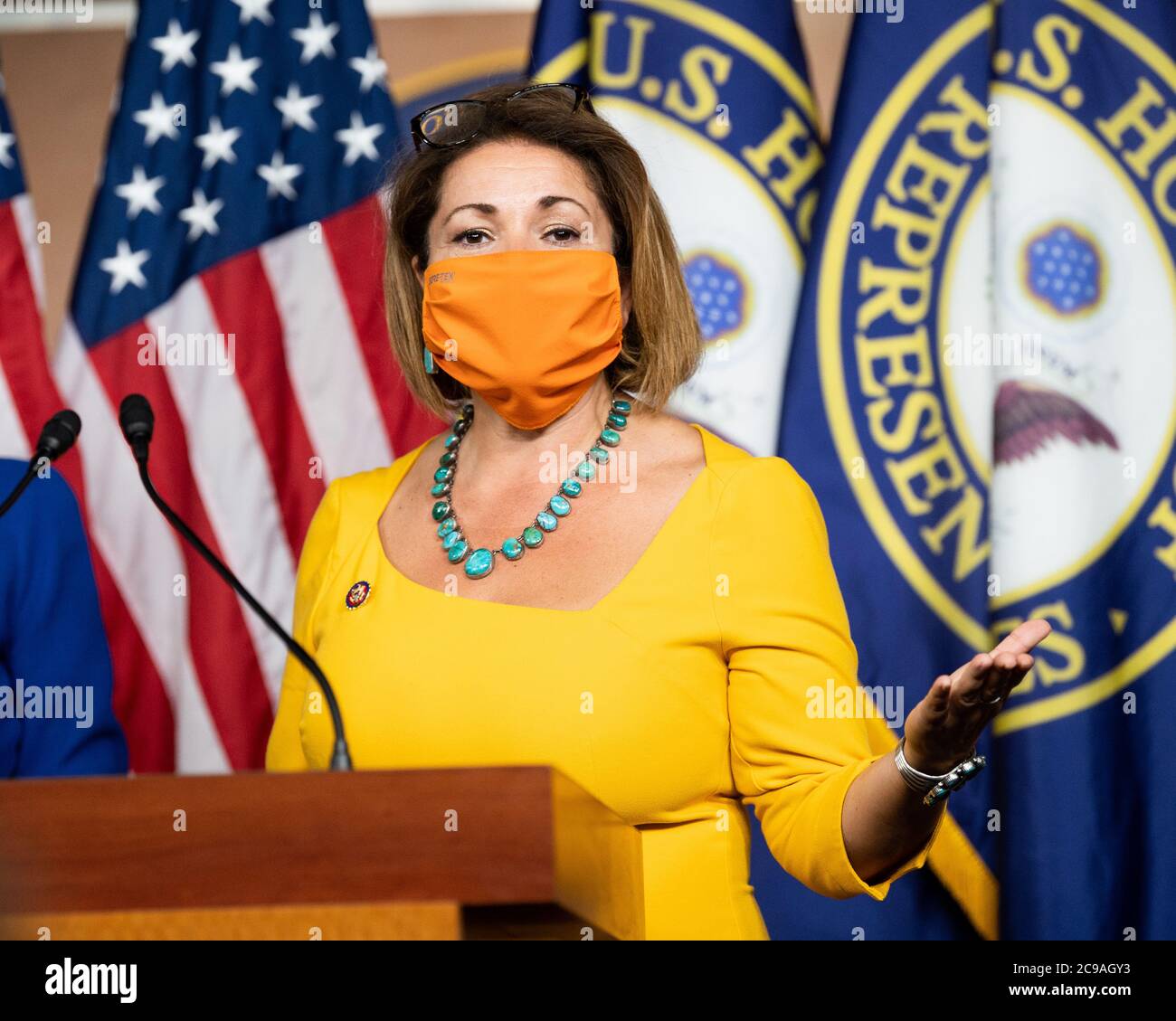 Linda sanchez hi-res stock photography and images - Alamy