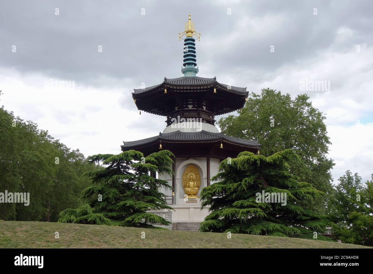 Peace Pagoda, Battersea Park, London, England, United Kingdom, Europe ...