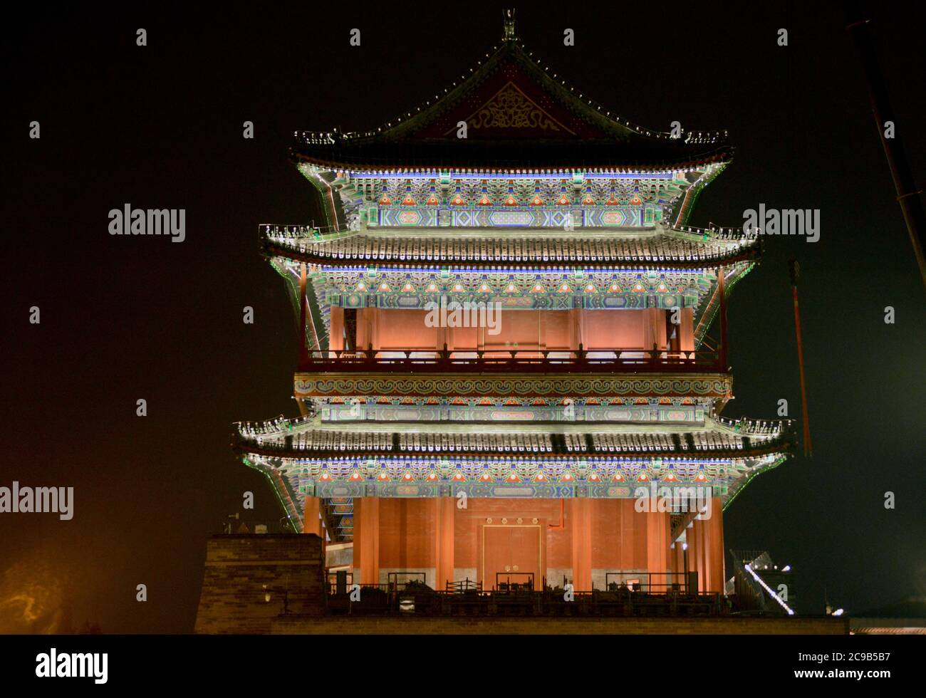 Zhengyangmen Gate (Qianmen) in Tiananmen Square at night. Beijing ...