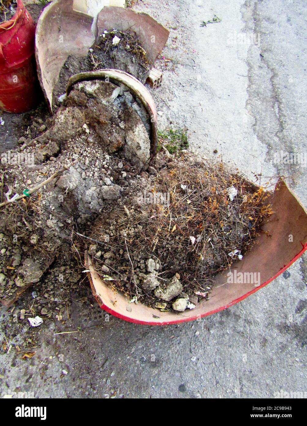 Broken pot soil hi-res stock photography and images - Alamy
