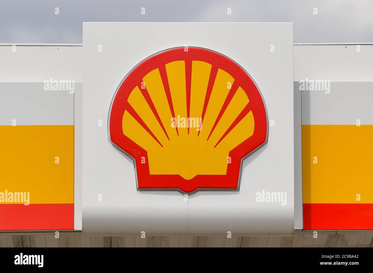 Shell logo 2020 hi-res stock photography and images - Alamy
