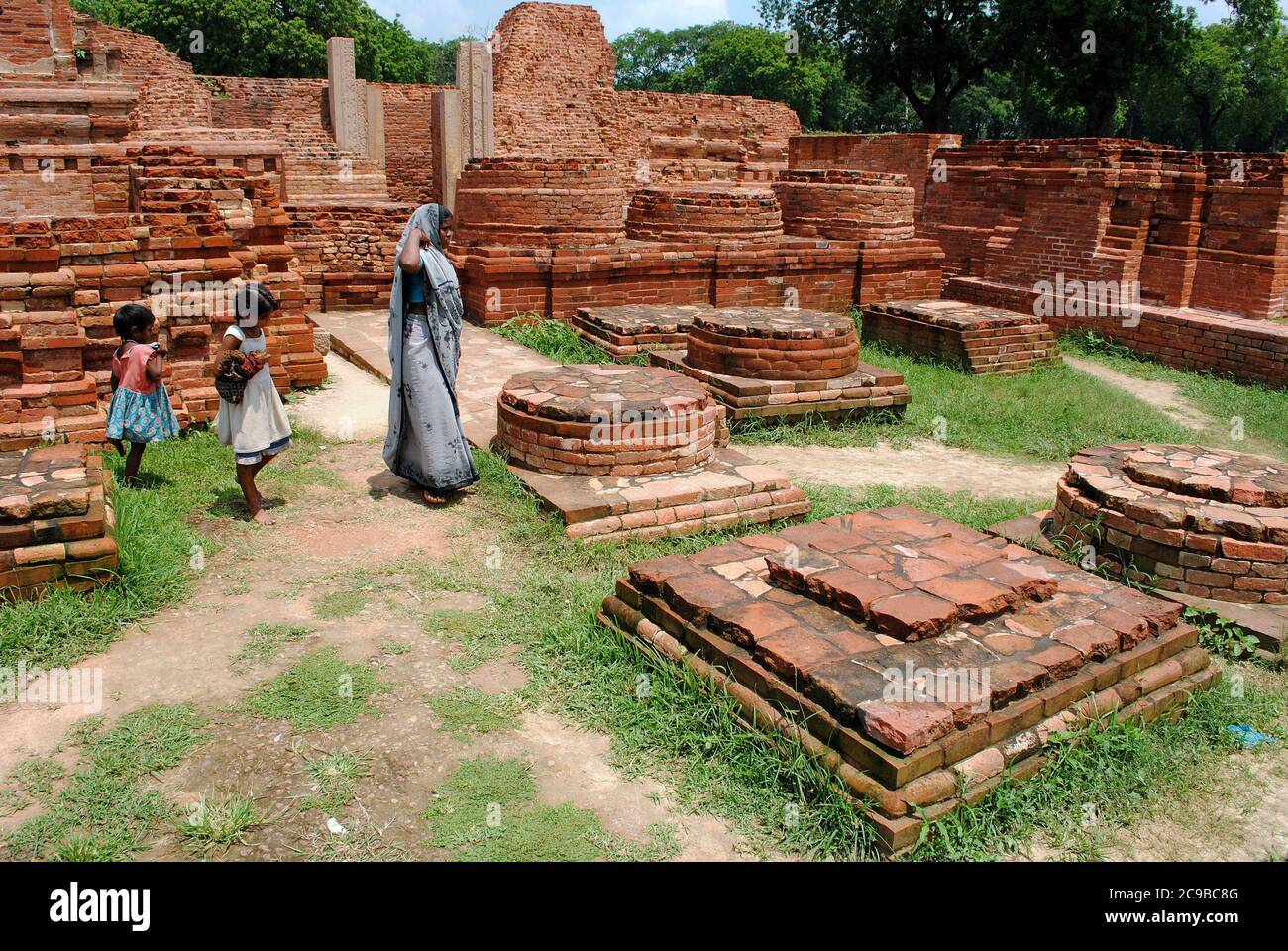 Dhamekh Stupa at Sarnath, Varanasi, India. Its a UNESCO world heritage ...
