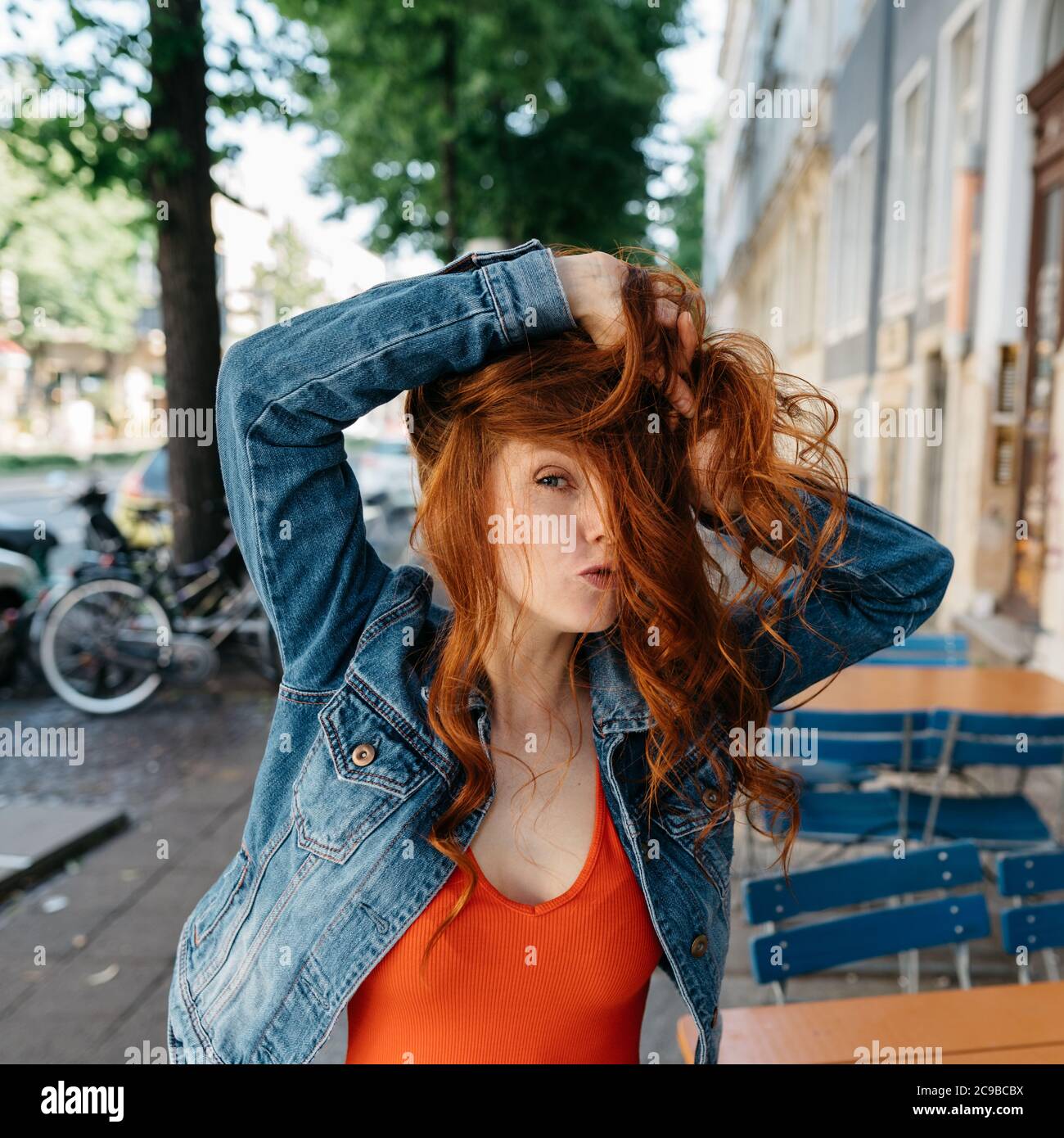 Goofing around hi-res stock photography and images - Alamy