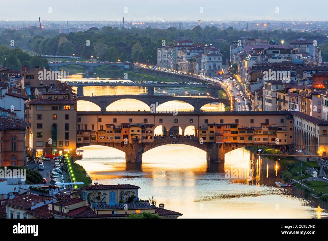 Ponte vecchio italien hi-res stock photography and images - Alamy
