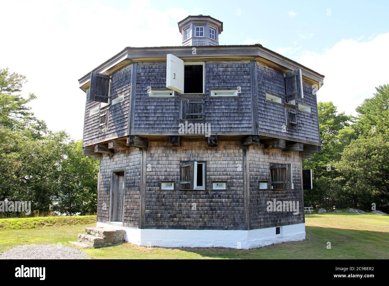 Fort Edgecomb, built in 1808–1809, two-story octagonal wooden ...