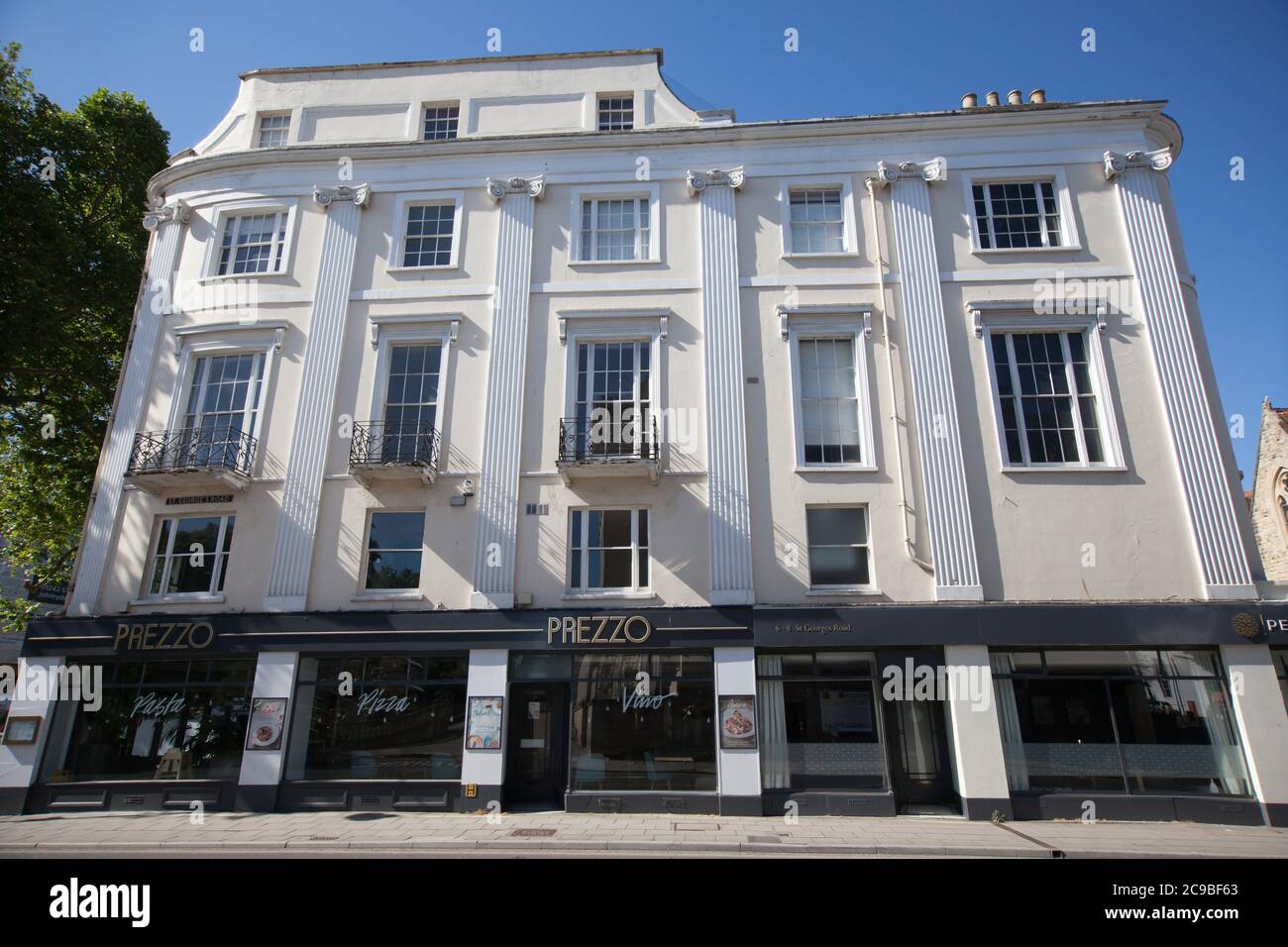 Prezzo italian restaurant hi-res stock photography and images - Alamy