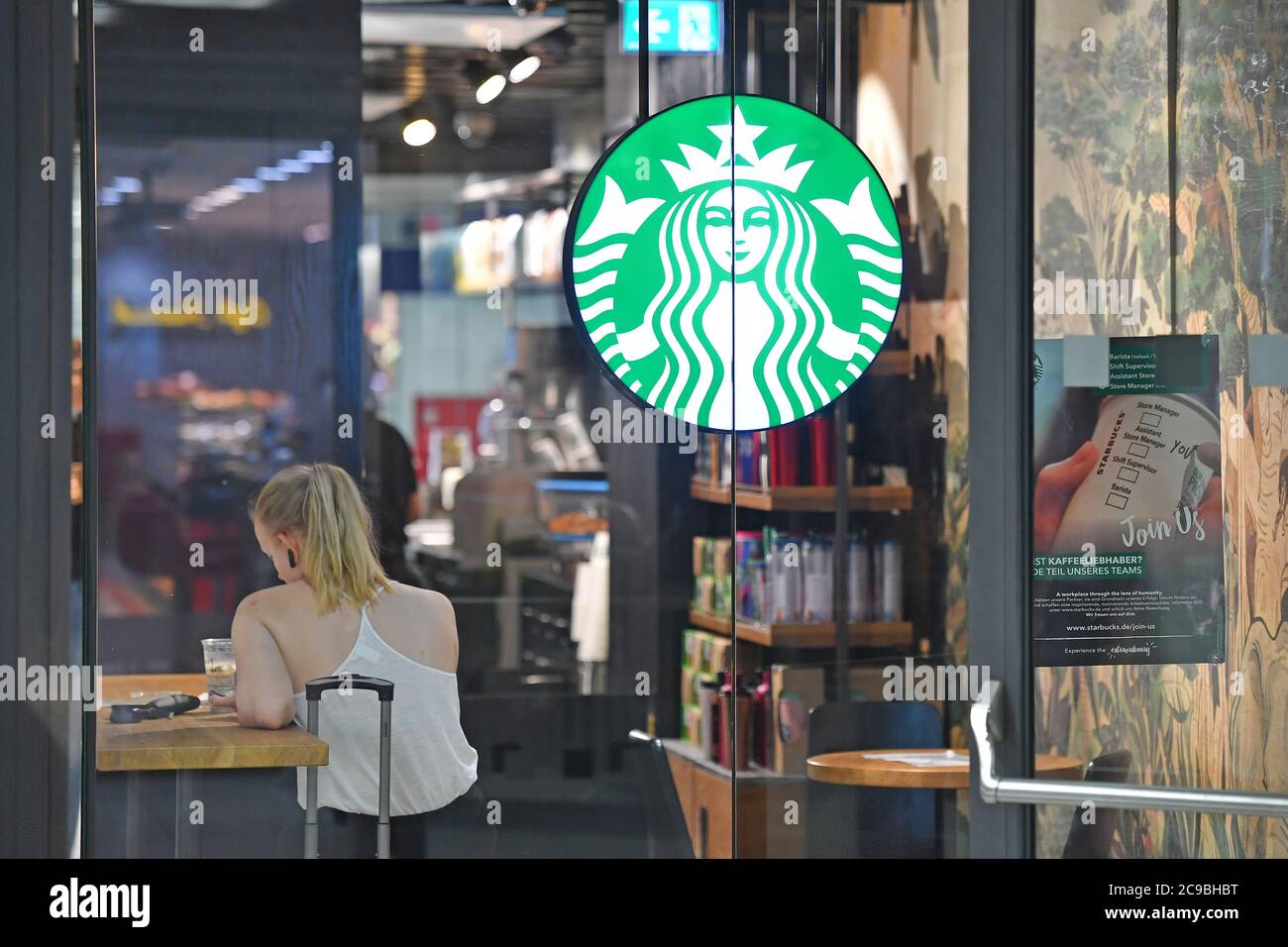 Munich, Deutschland. 29th July, 2020. Starbucks Coffee branch, coffee ...