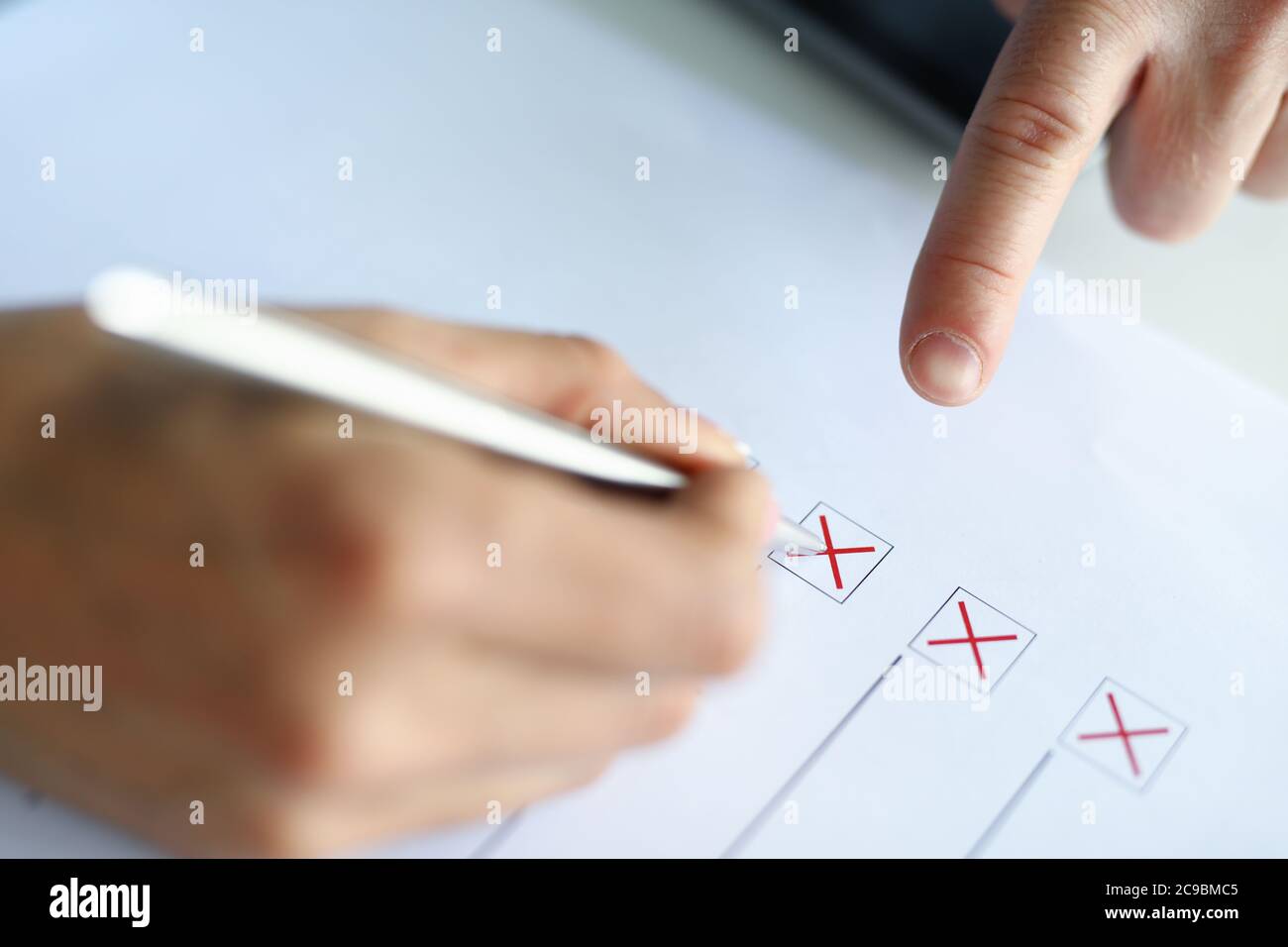 Professional medical approach hi-res stock photography and images - Alamy