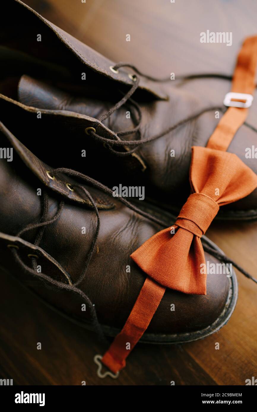 Tie untied hi-res stock photography and images - Alamy