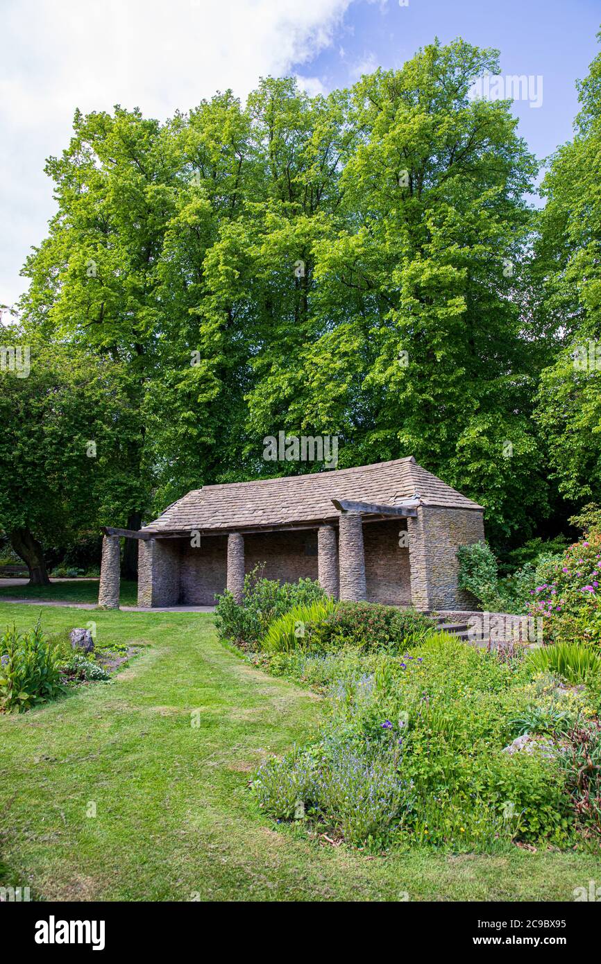 Priory Park,Dudley-Beautiful English park, sunny day, green grass ...
