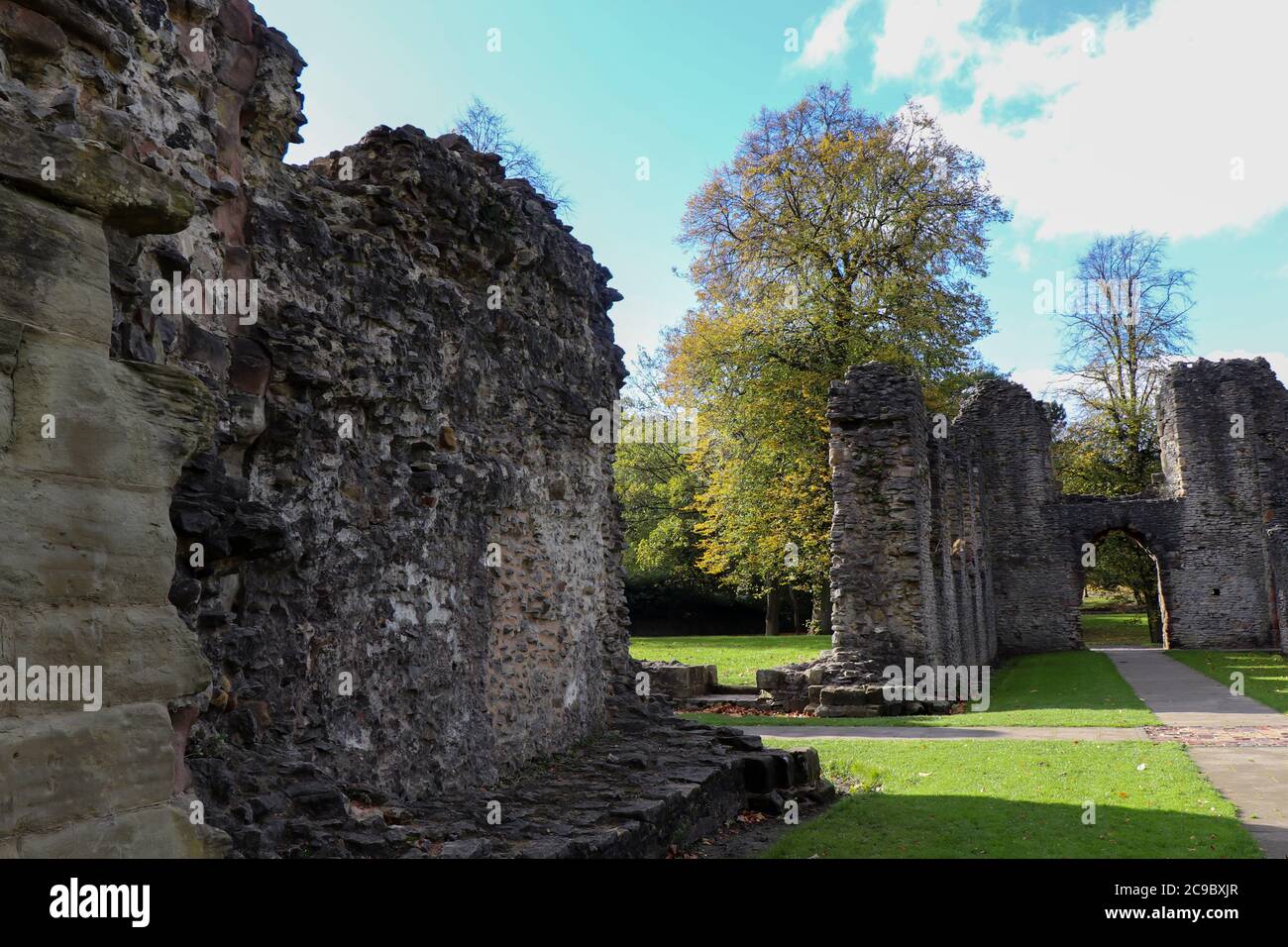 Priory Park,Dudley-Beautiful English park, sunny day, green grass ...