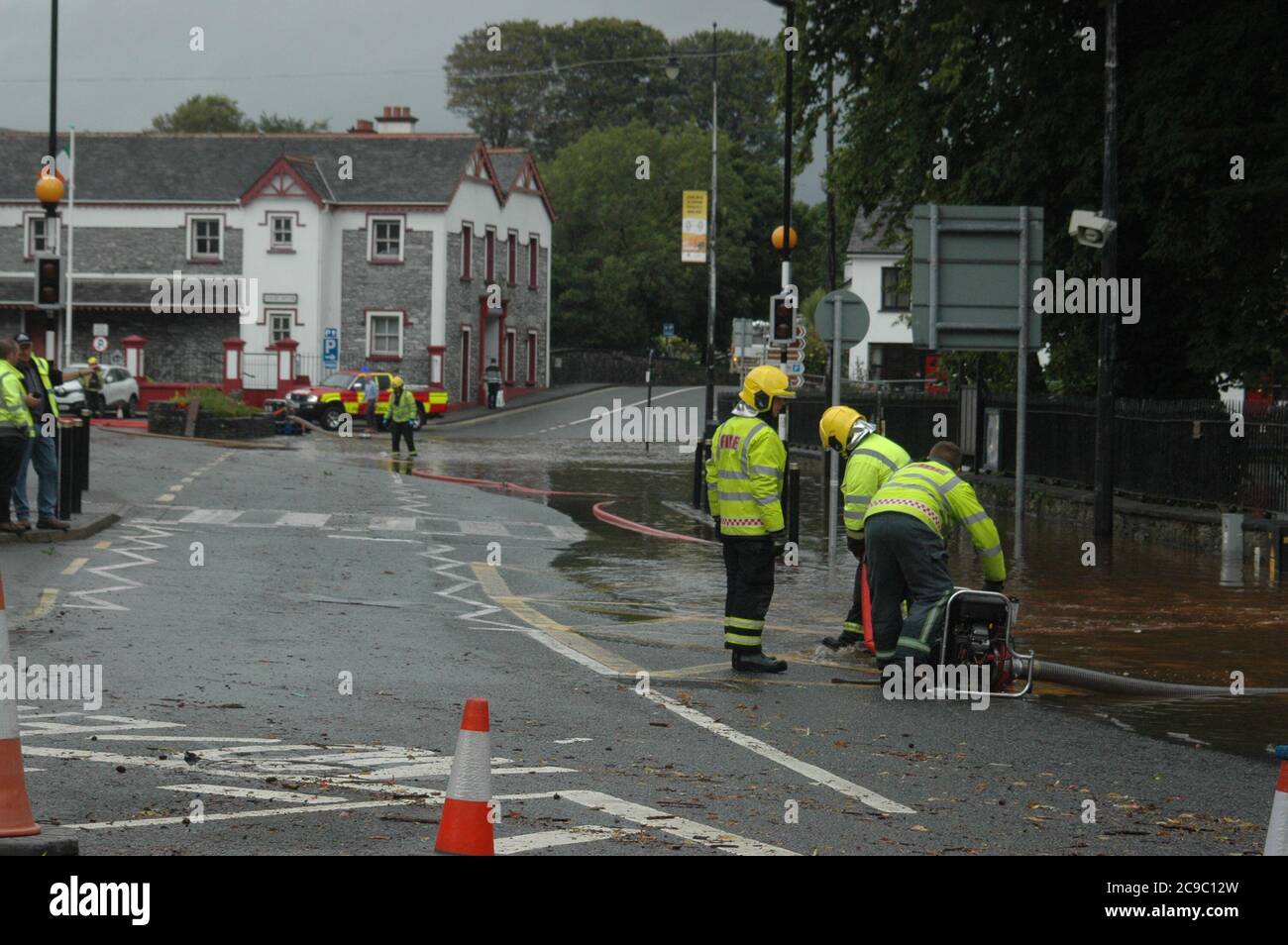 Fire damage houses ladders hi-res stock photography and images - Alamy