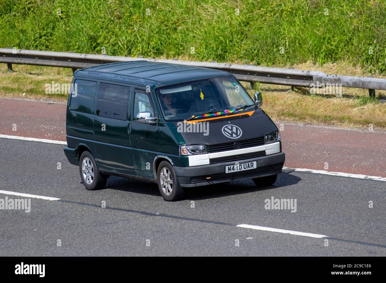 1994 vw transporter t4 caravelle 2 5 petrol automatic hi-res stock ...
