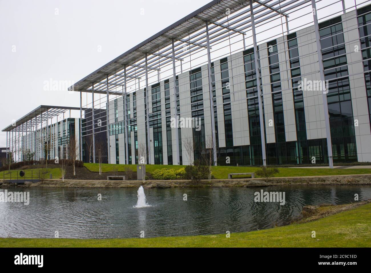 Eurocentral Maxim Offices Modern Architecture, Look at Building ...