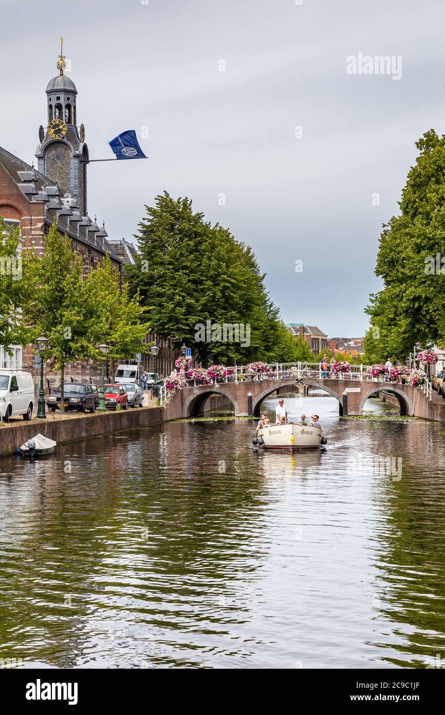 Leiden university hi-res stock photography and images - Alamy