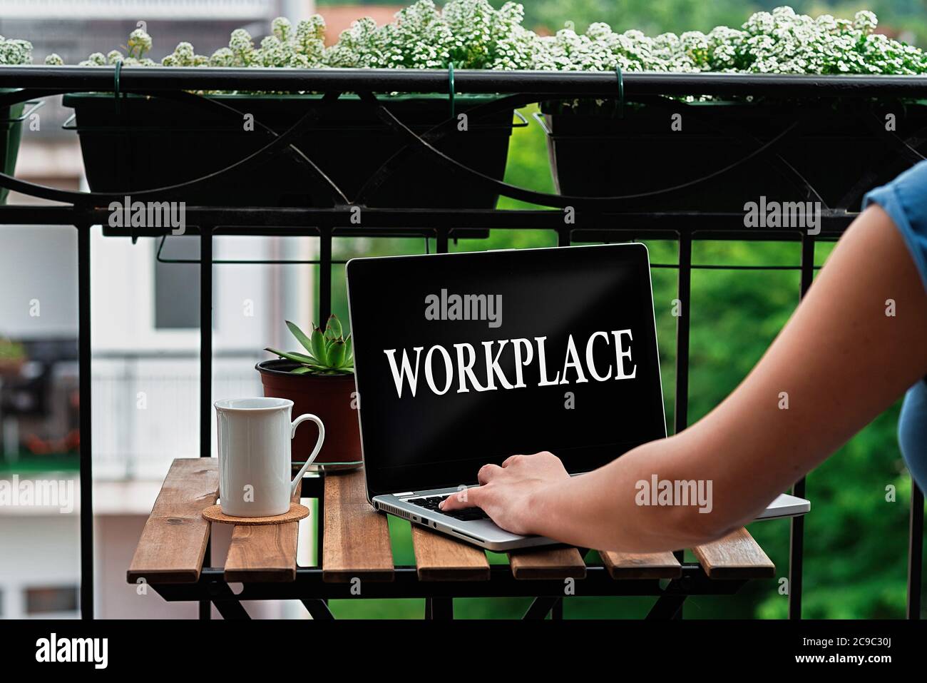 Workstations overview hi-res stock photography and images - Alamy