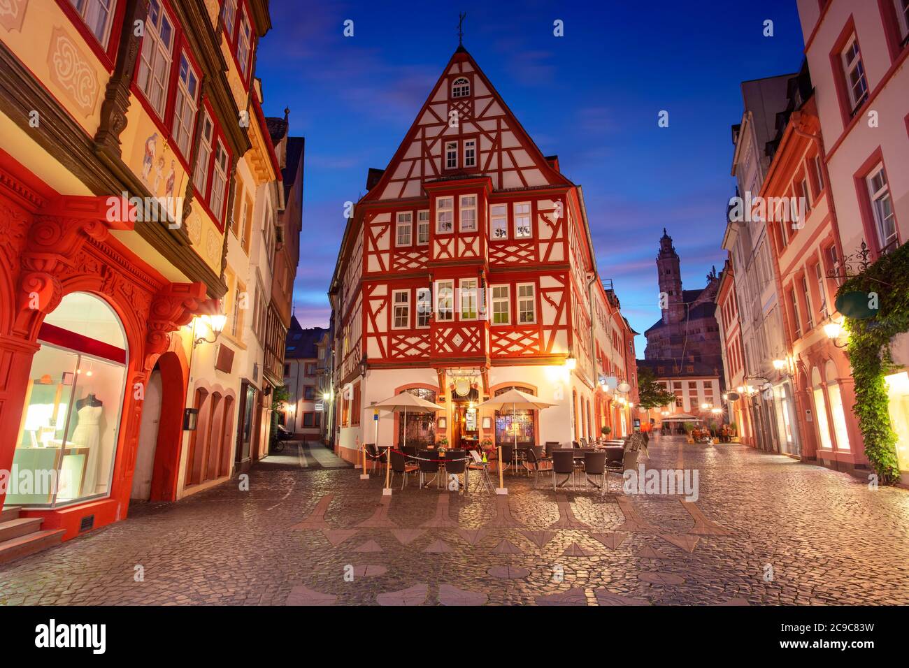 Europe old town architecture hi-res stock photography and images - Alamy