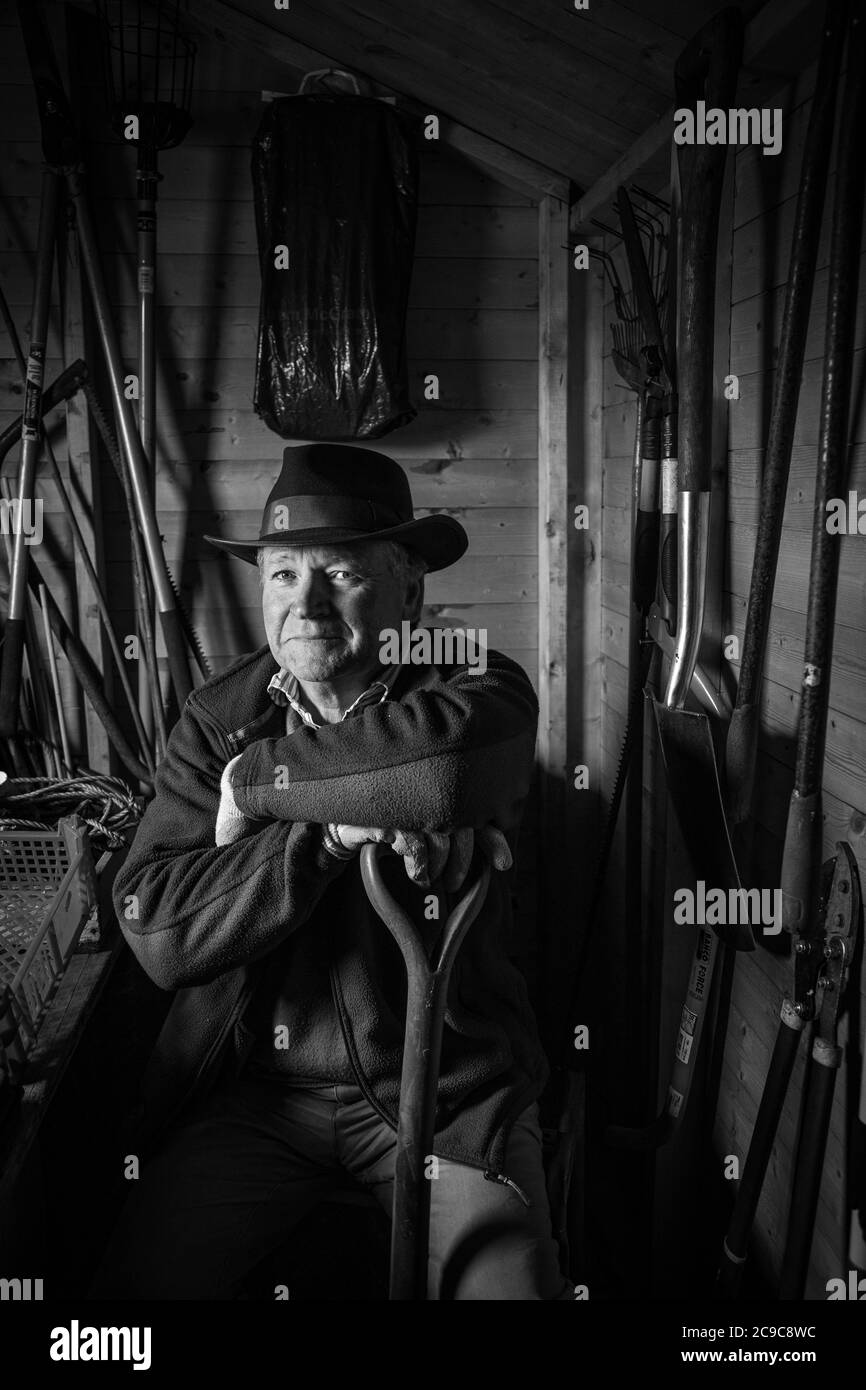 Portrait man wearing simple Black and White Stock Photos & Images - Alamy