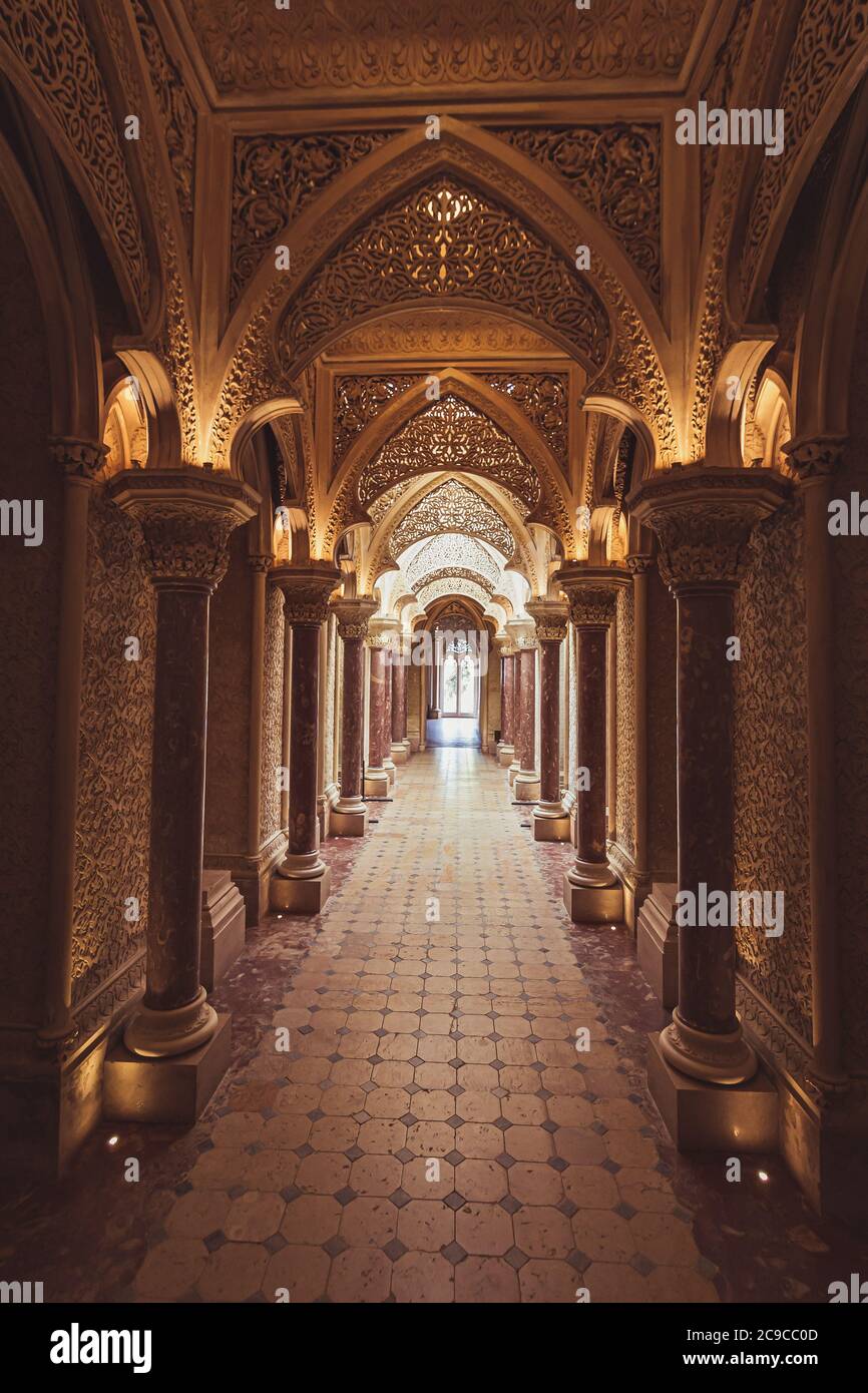 Ornate hall inside monserrate palace hi-res stock photography and ...