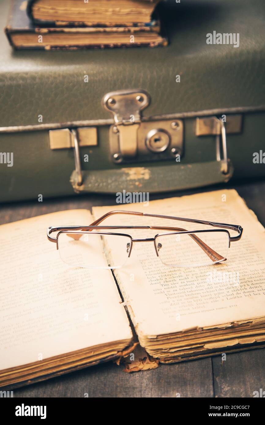 Obsolete books hi-res stock photography and images - Alamy