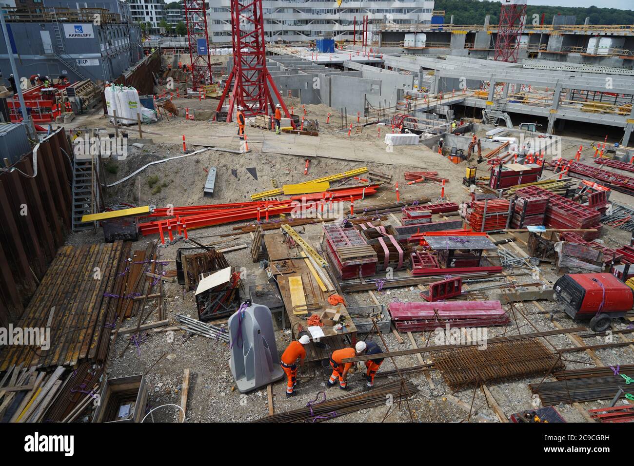 142 meters hi-res stock photography and images - Alamy