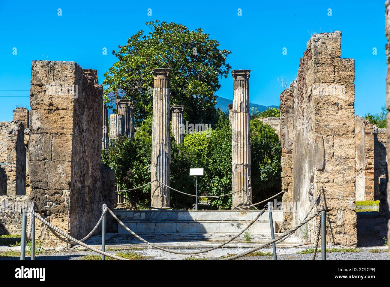 Pompeii city destroyed in 79BC by the eruption of Mount Vesuvius Stock ...