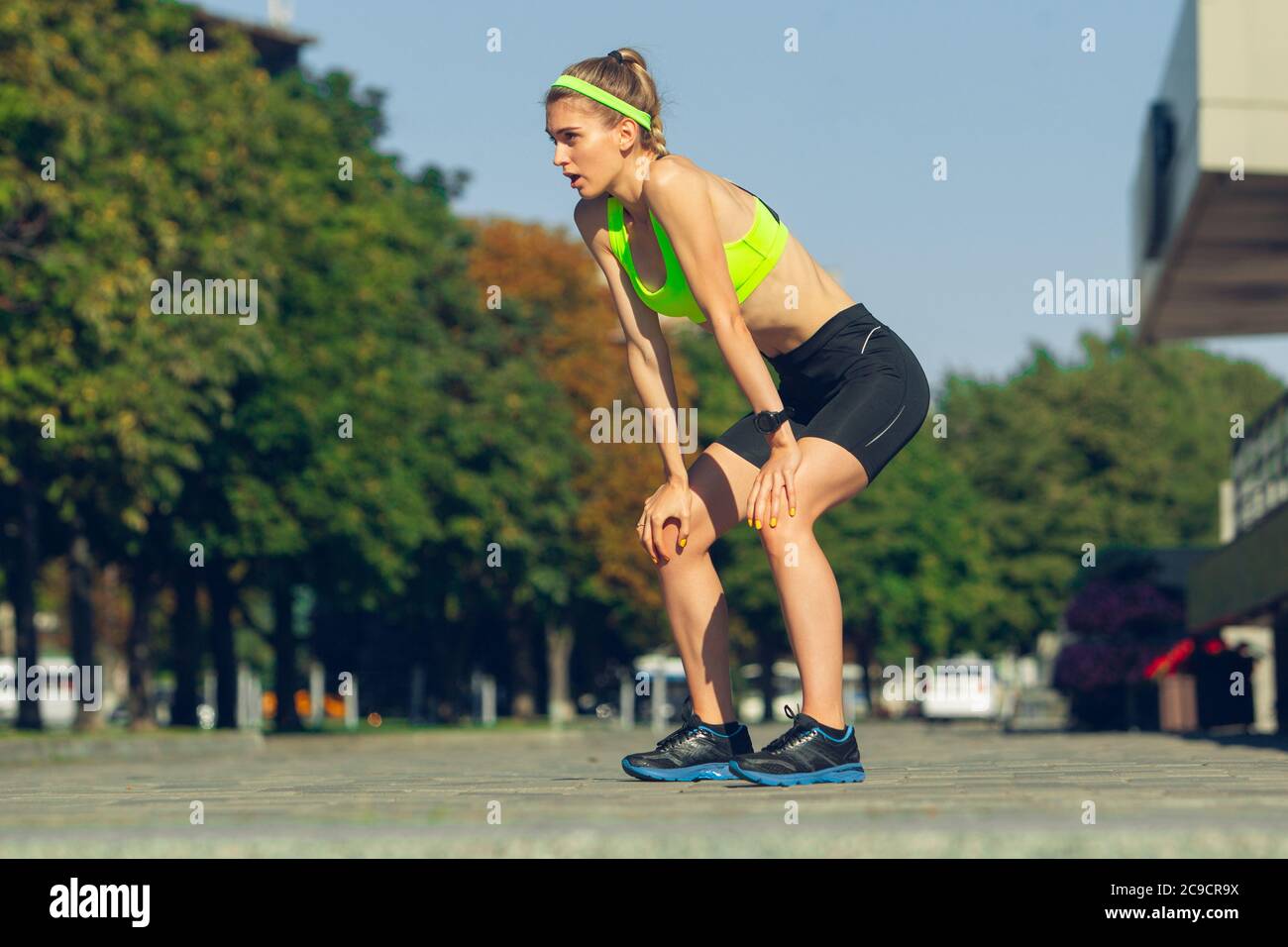 Woman runner breathe hi-res stock photography and images - Alamy