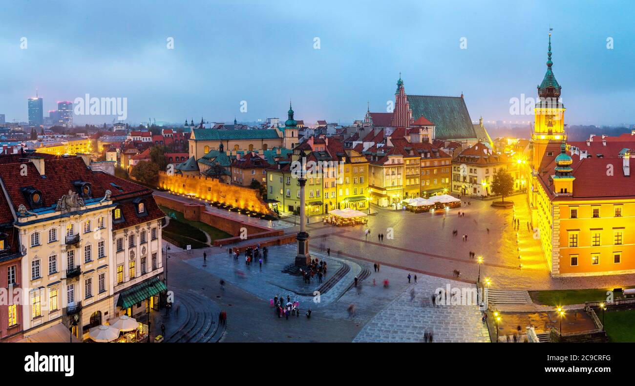 Panoramic view of Warsaw at night in Poland Stock Photo - Alamy