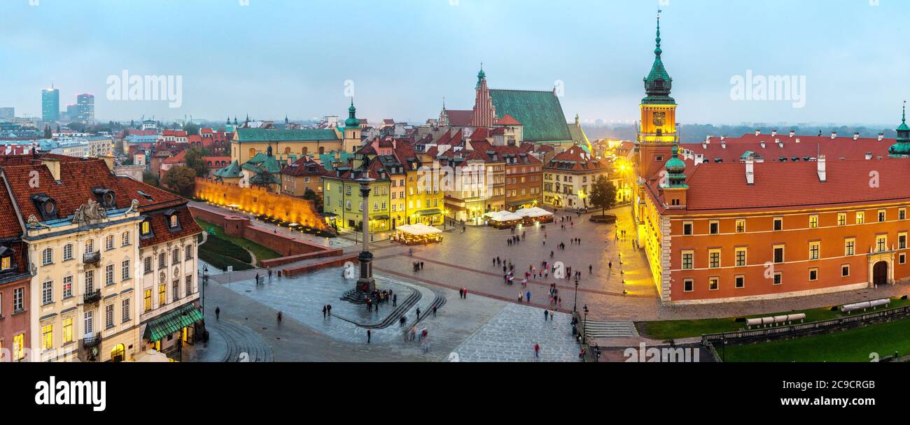 Night view warsaw hi-res stock photography and images - Alamy