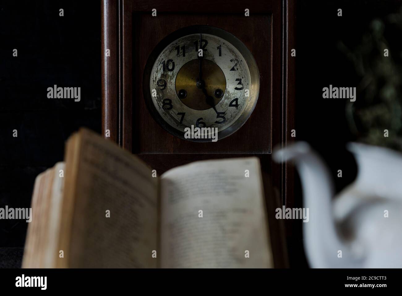 Old Antique clock. Symbol of passing time Stock Photo - Alamy