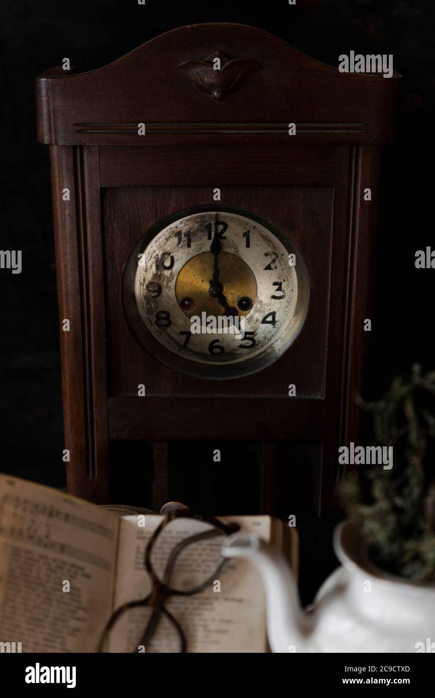 Old Antique clock. Symbol of passing time Stock Photo - Alamy