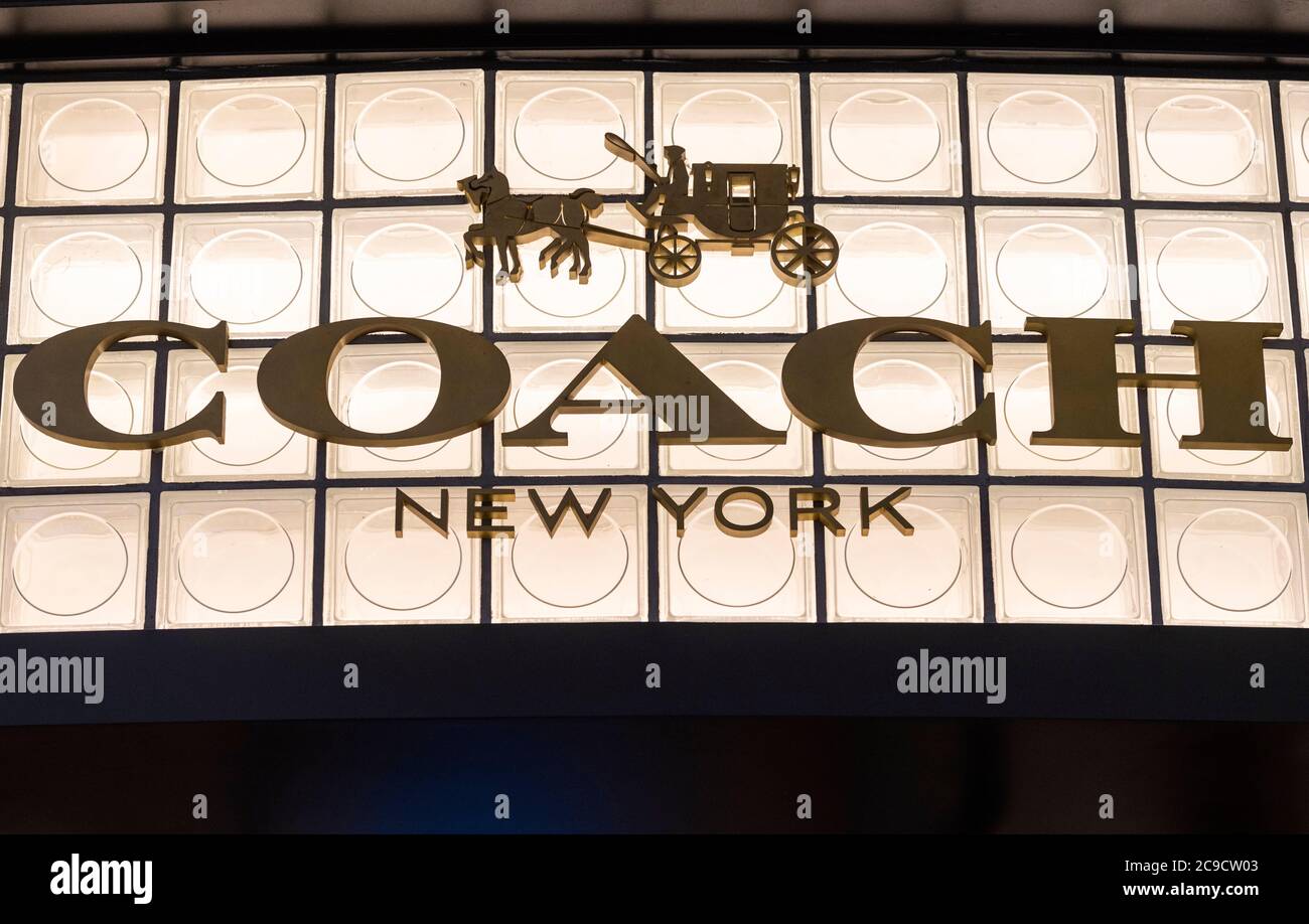 American fashion brand coach hi-res stock photography and images - Alamy
