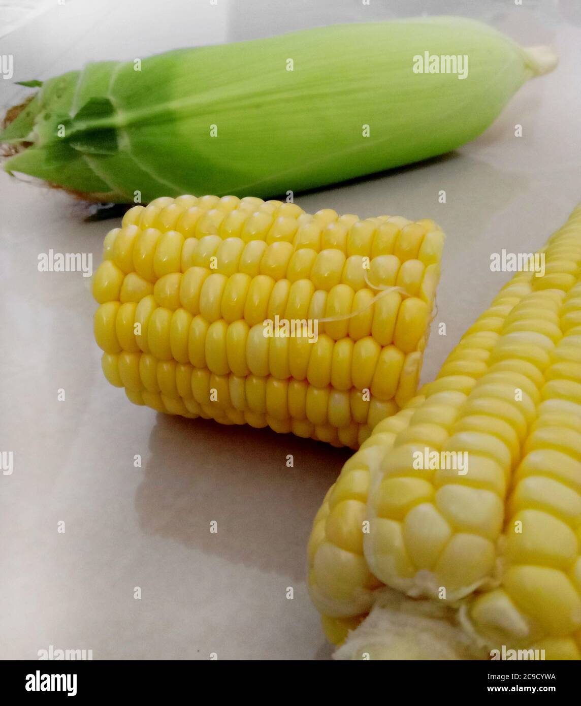 Whole maize hi-res stock photography and images - Alamy