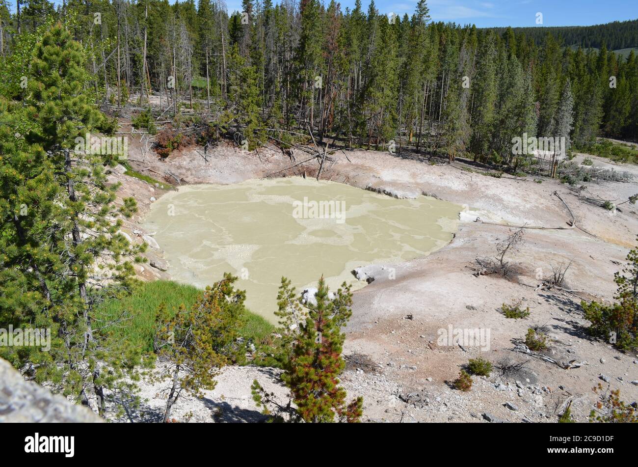 Late Spring in Yellowstone National Park: Turbulent Pool Next to ...