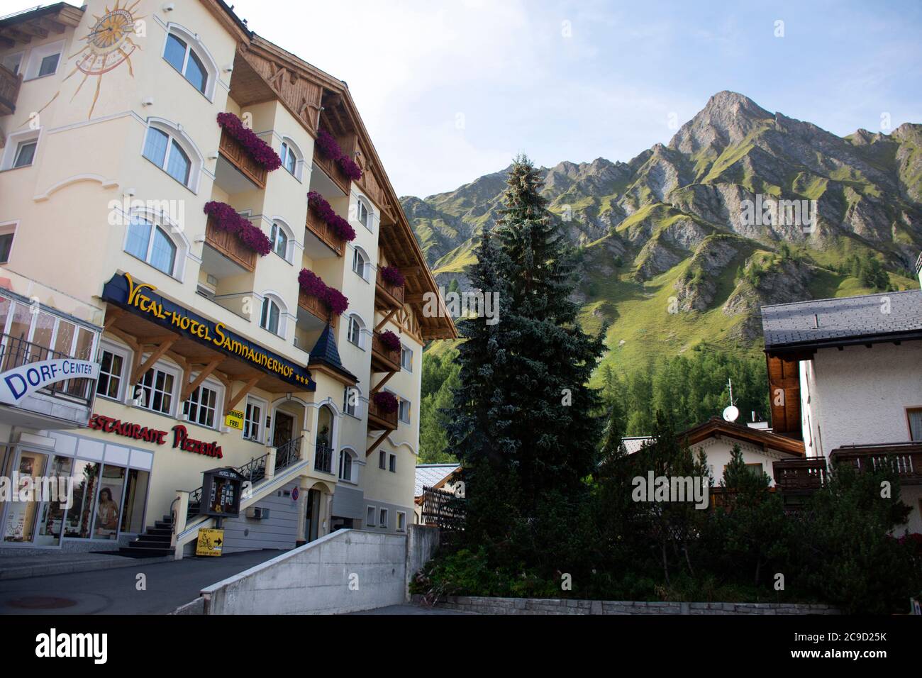 Samignun hi-res stock photography and images - Alamy