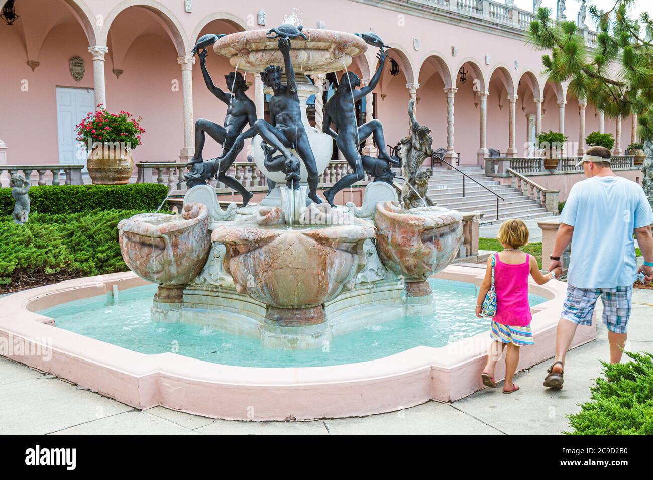 Children in sarasota florida hi-res stock photography and images - Alamy