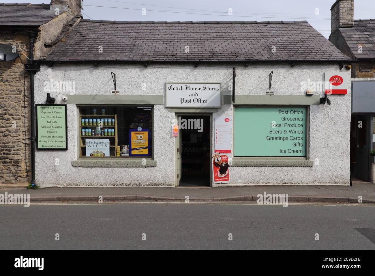 Castleton Village High Resolution Stock Photography and Images - Alamy