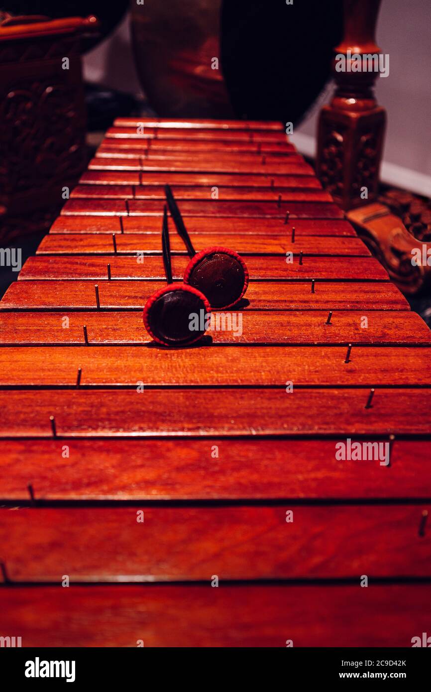 Wooden xylophone hi-res stock photography and images - Alamy