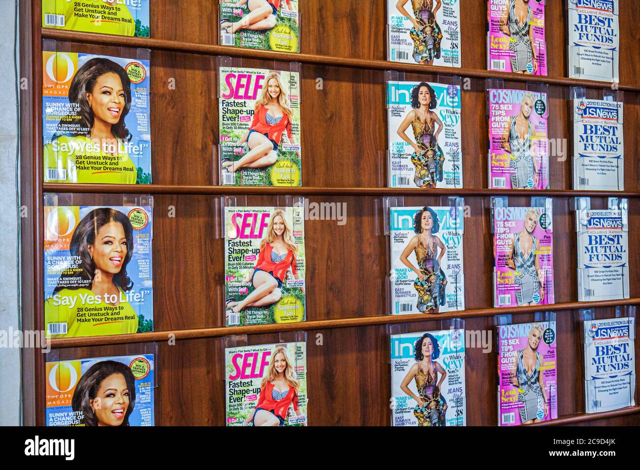 Hyatt regency hotel lobby hi-res stock photography and images - Alamy