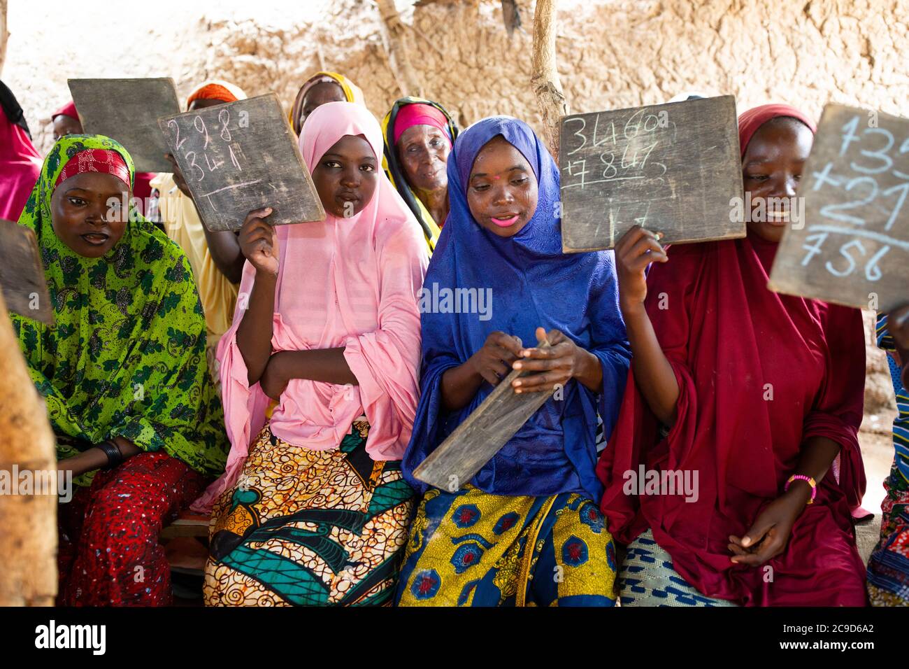 Muslim burka classroom hi-res stock photography and images - Alamy