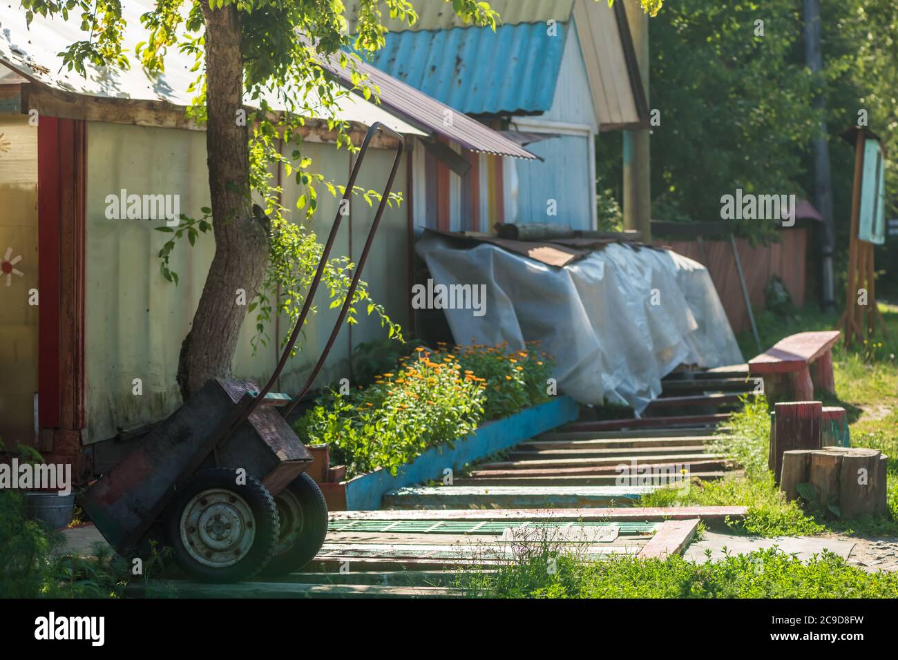 Cart entrance hi-res stock photography and images - Alamy