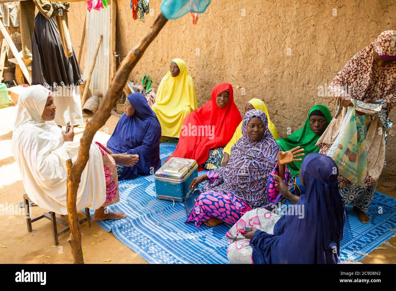 Muslim lending hi-res stock photography and images - Alamy