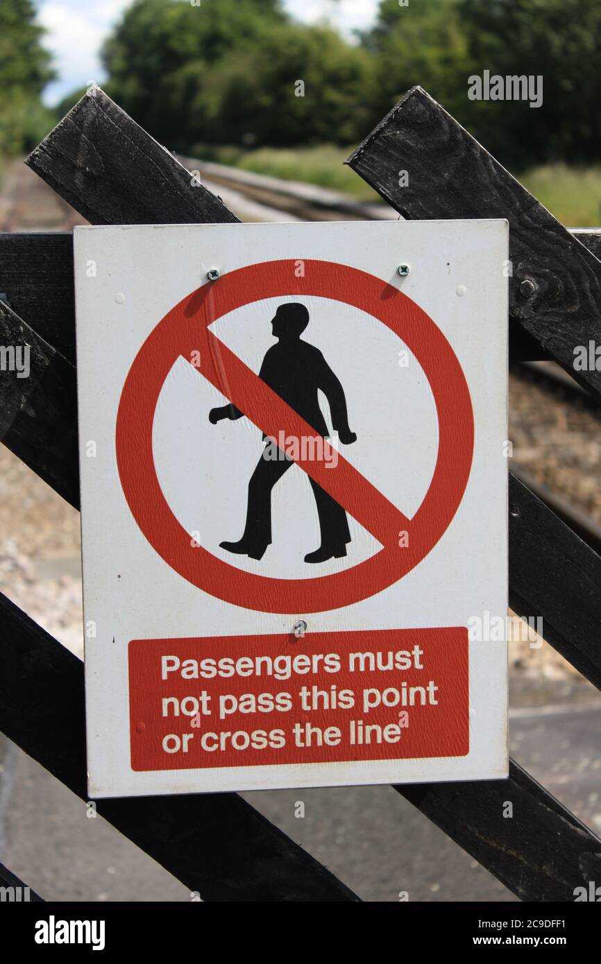 Lowdham station hi-res stock photography and images - Alamy