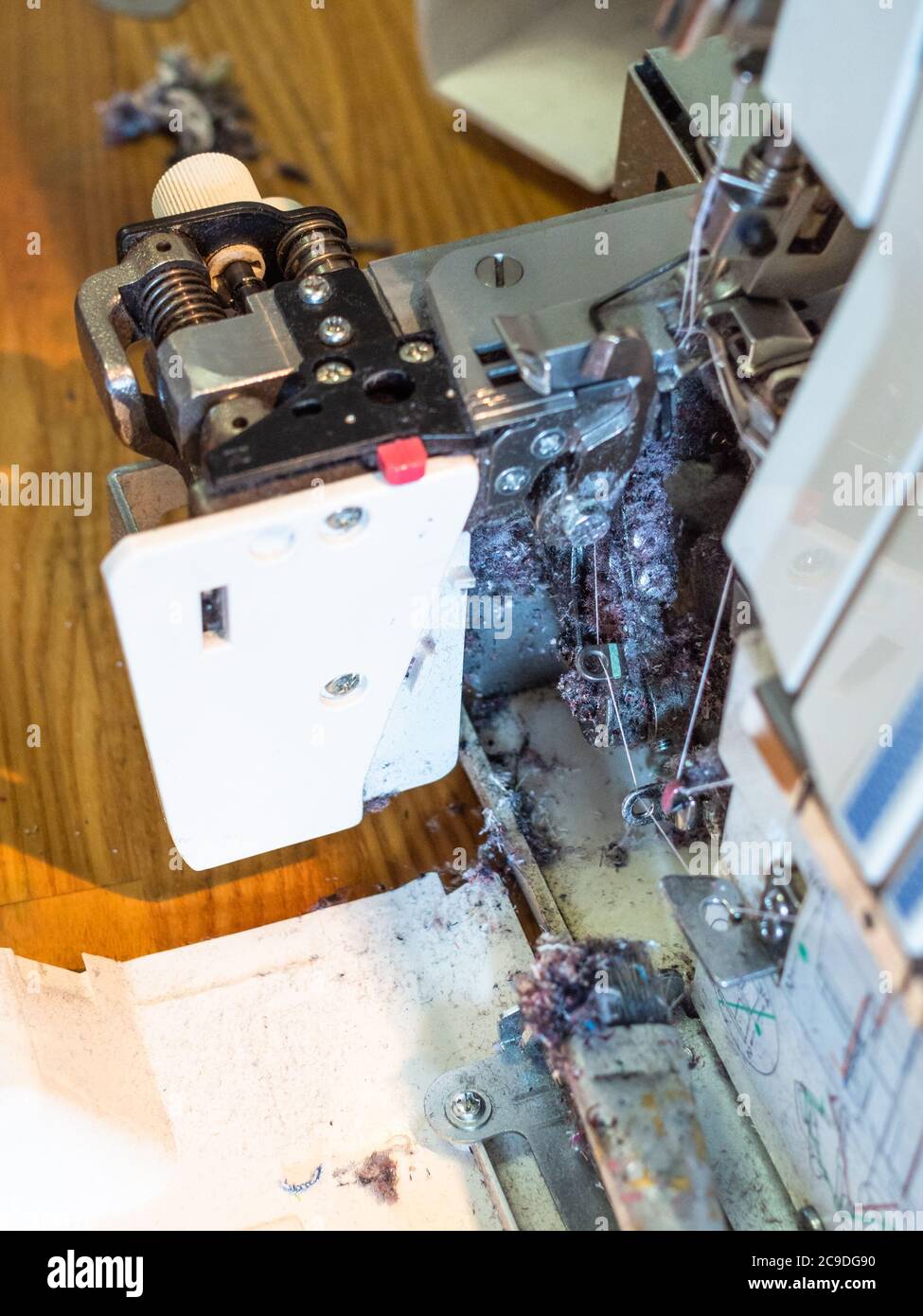 dirty mechanism of used sewing machine close up Stock Photo - Alamy