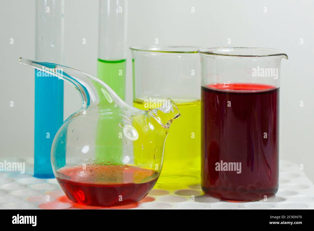 Laboratory chemical liquid elements and research diagnoses, instruments ...