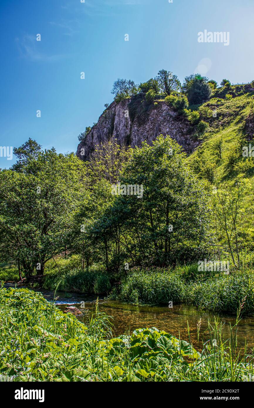 Dovedale valley landscapes hi-res stock photography and images - Alamy