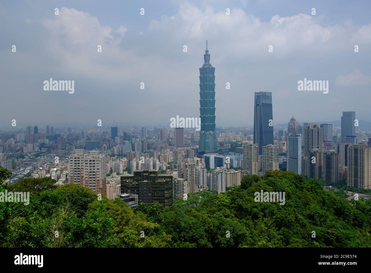 Panoramic city view hi-res stock photography and images - Alamy