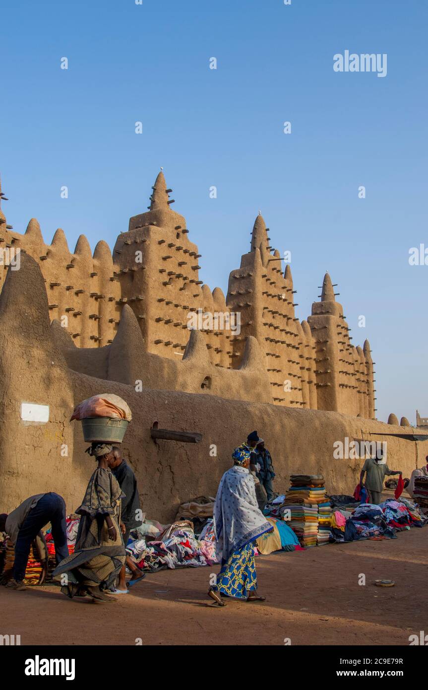 Built up town hi-res stock photography and images - Alamy