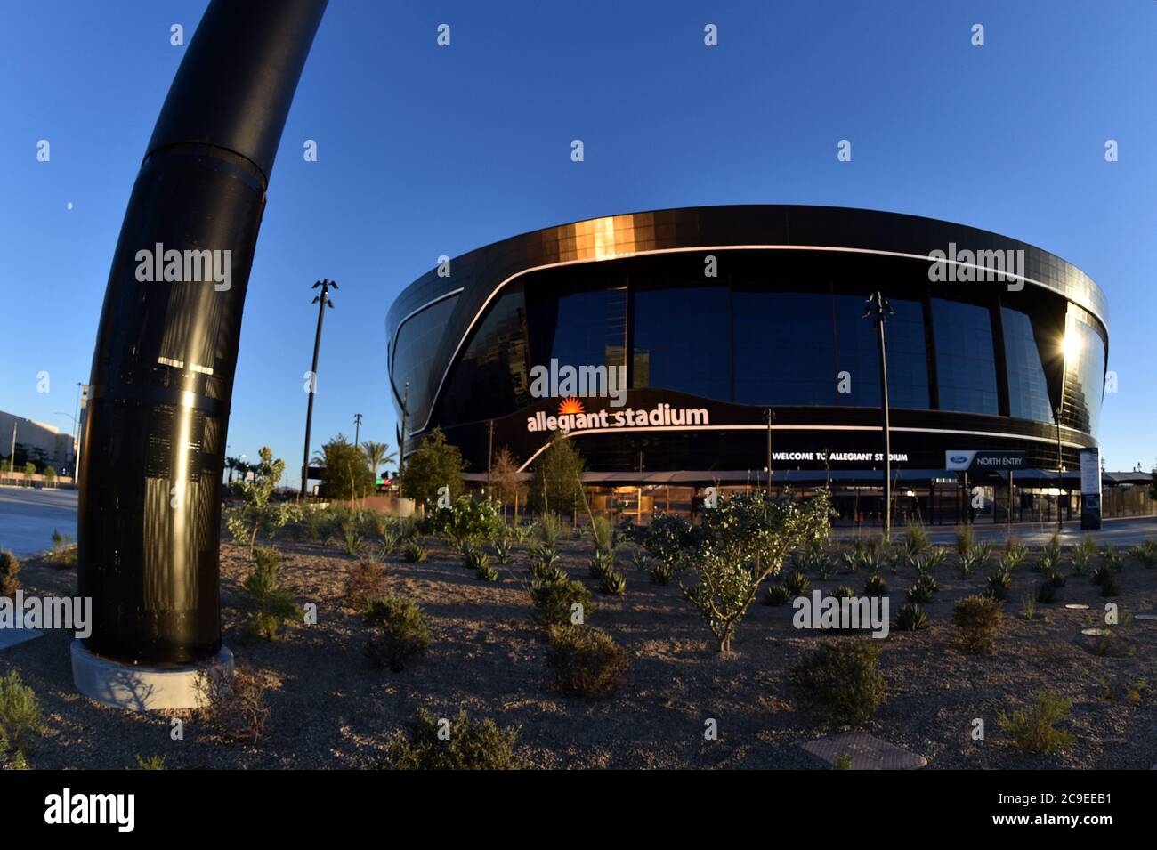 Football stadium lights dome hi-res stock photography and images - Alamy