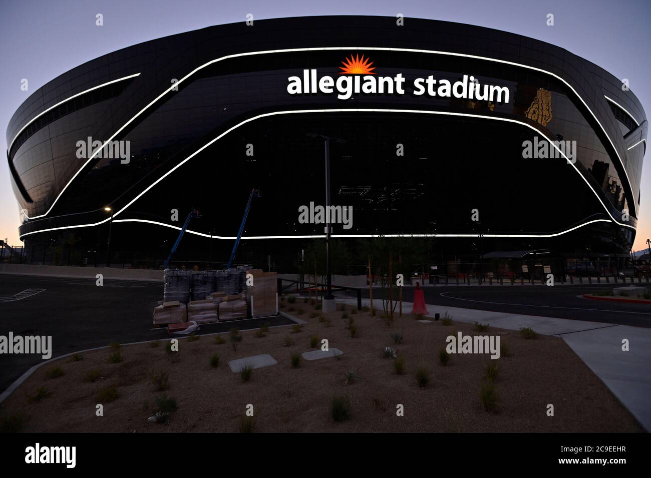 Football stadium lights dome hi-res stock photography and images - Alamy